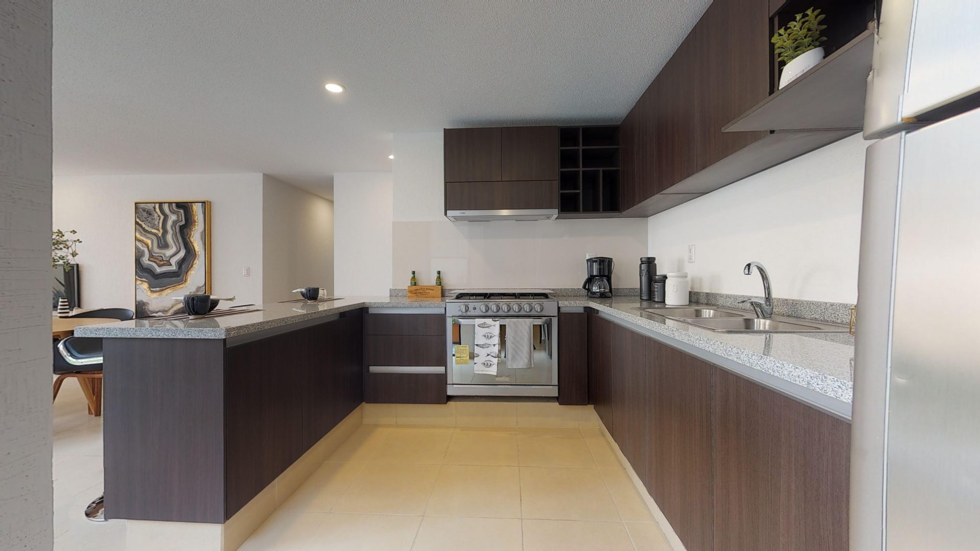 DOS MOTIVOS - CASA C - GRUPO CAISA - RECORRIDO VIRTUAL