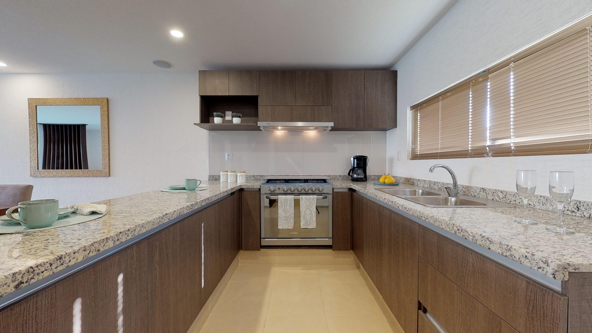 DOS MOTIVOS - CASA E - GRUPO CAISA - RECORRIDO VIRTUAL